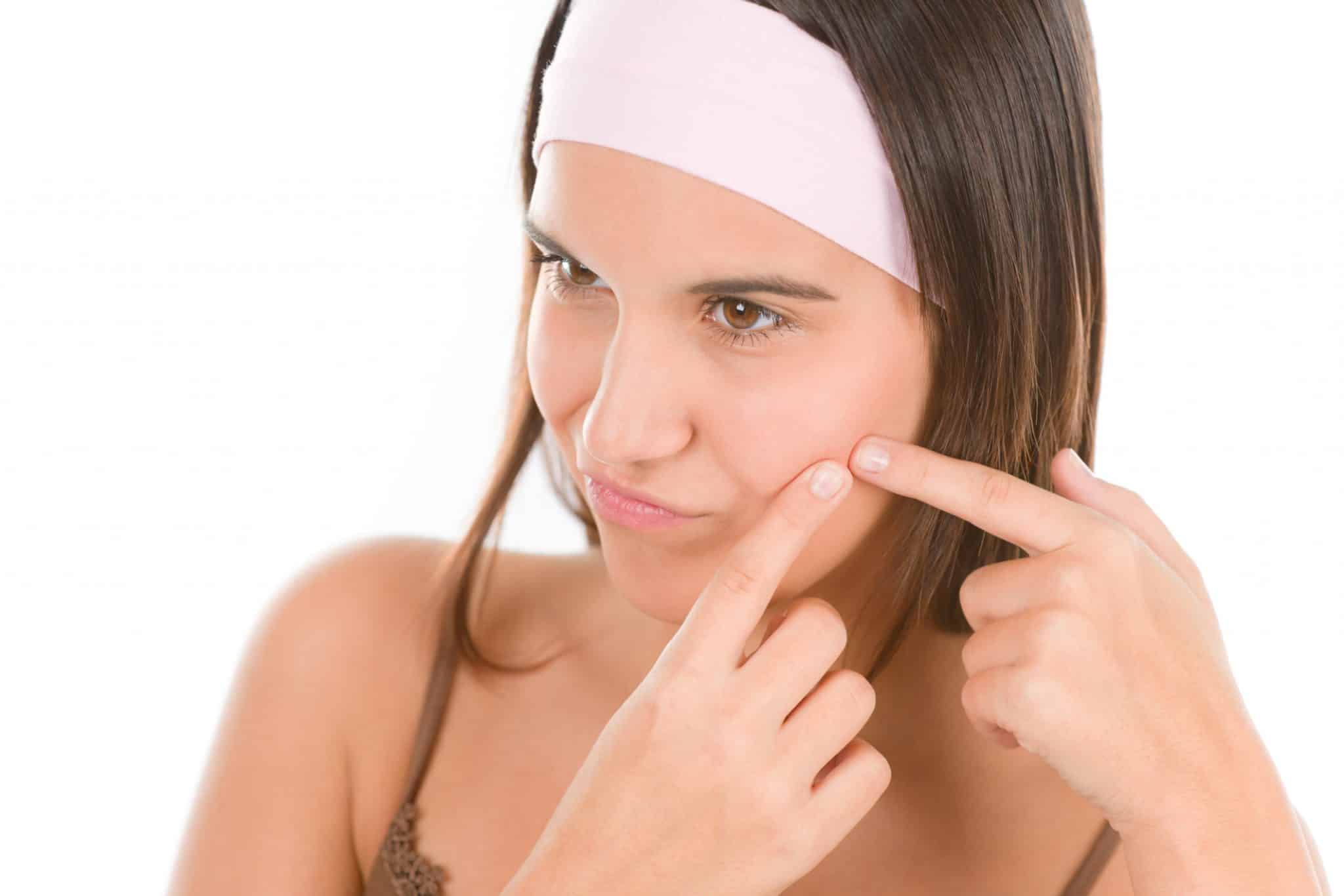 The Best Acne LED Treatments - Dr Davin Lim